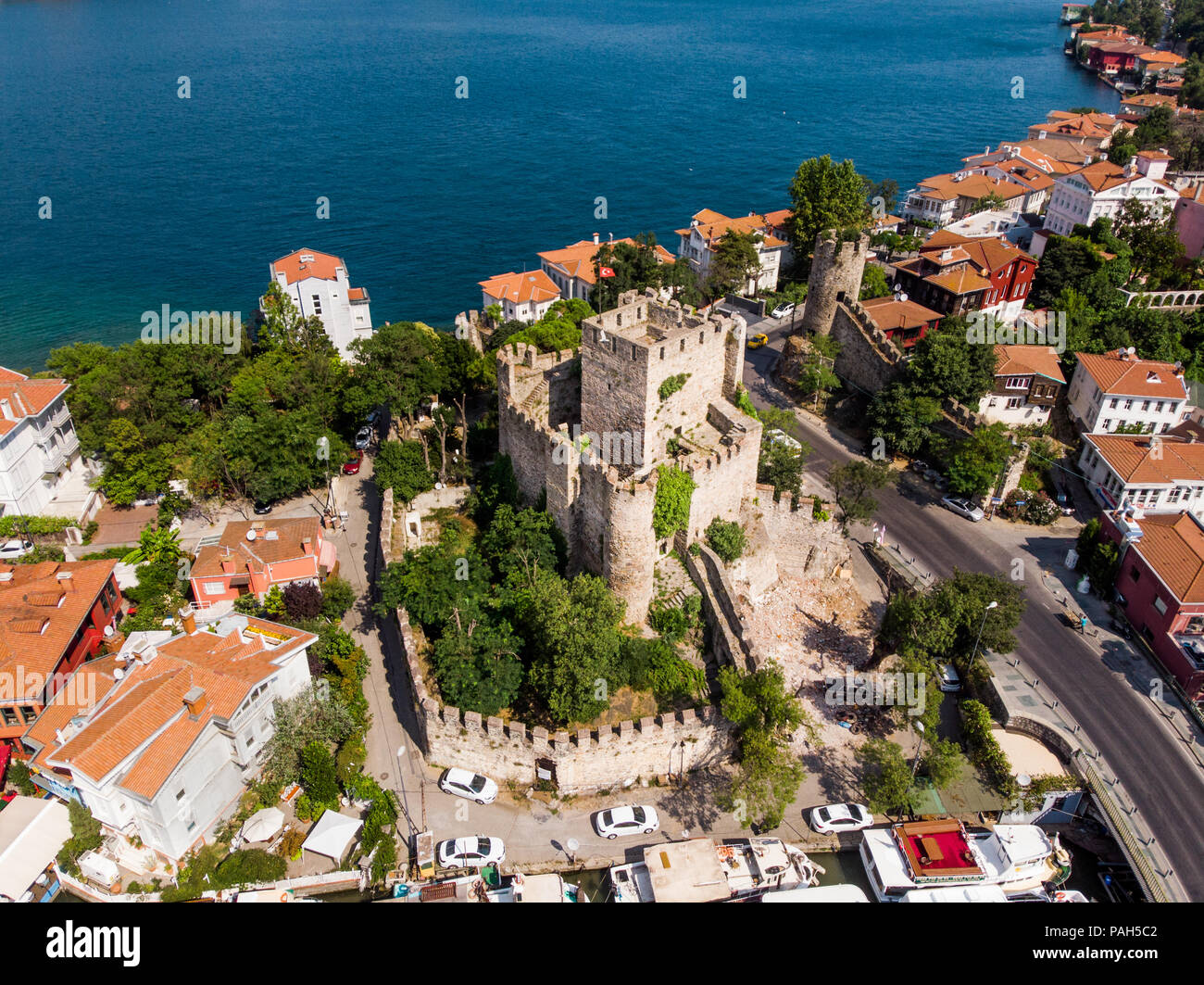 Anadoluhisari castle hi-res stock photography and images - Alamy