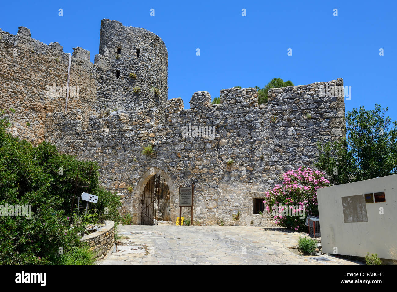 Kyrenia range hi-res stock photography and images - Alamy