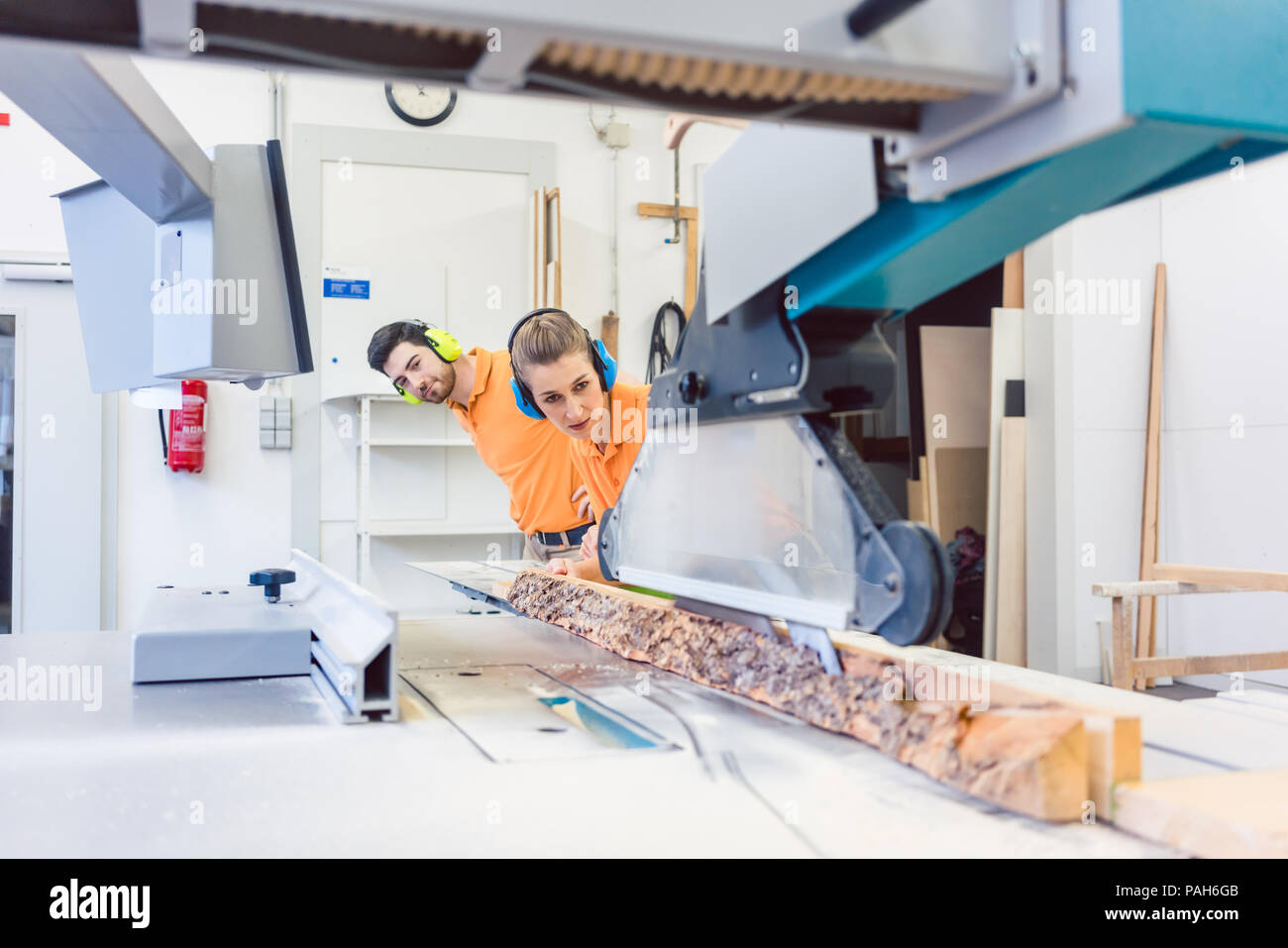 Carpenter man hi-res stock photography and images - Alamy