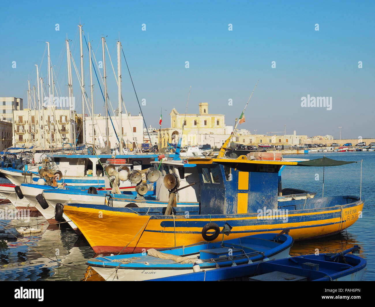 Gallipoli town hi-res stock photography and images - Alamy