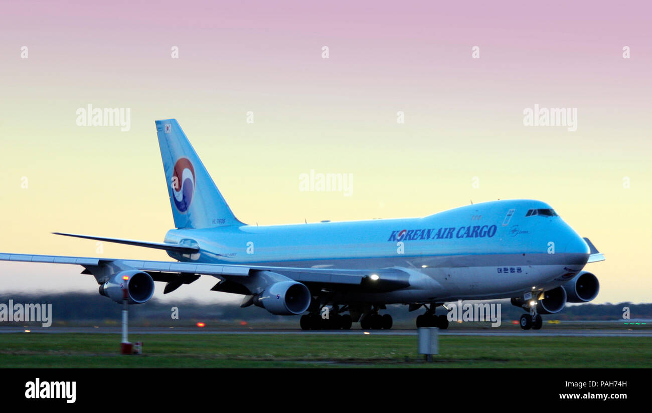 Take off,Malpensa airport,Milan,Italy Stock Photo - Alamy