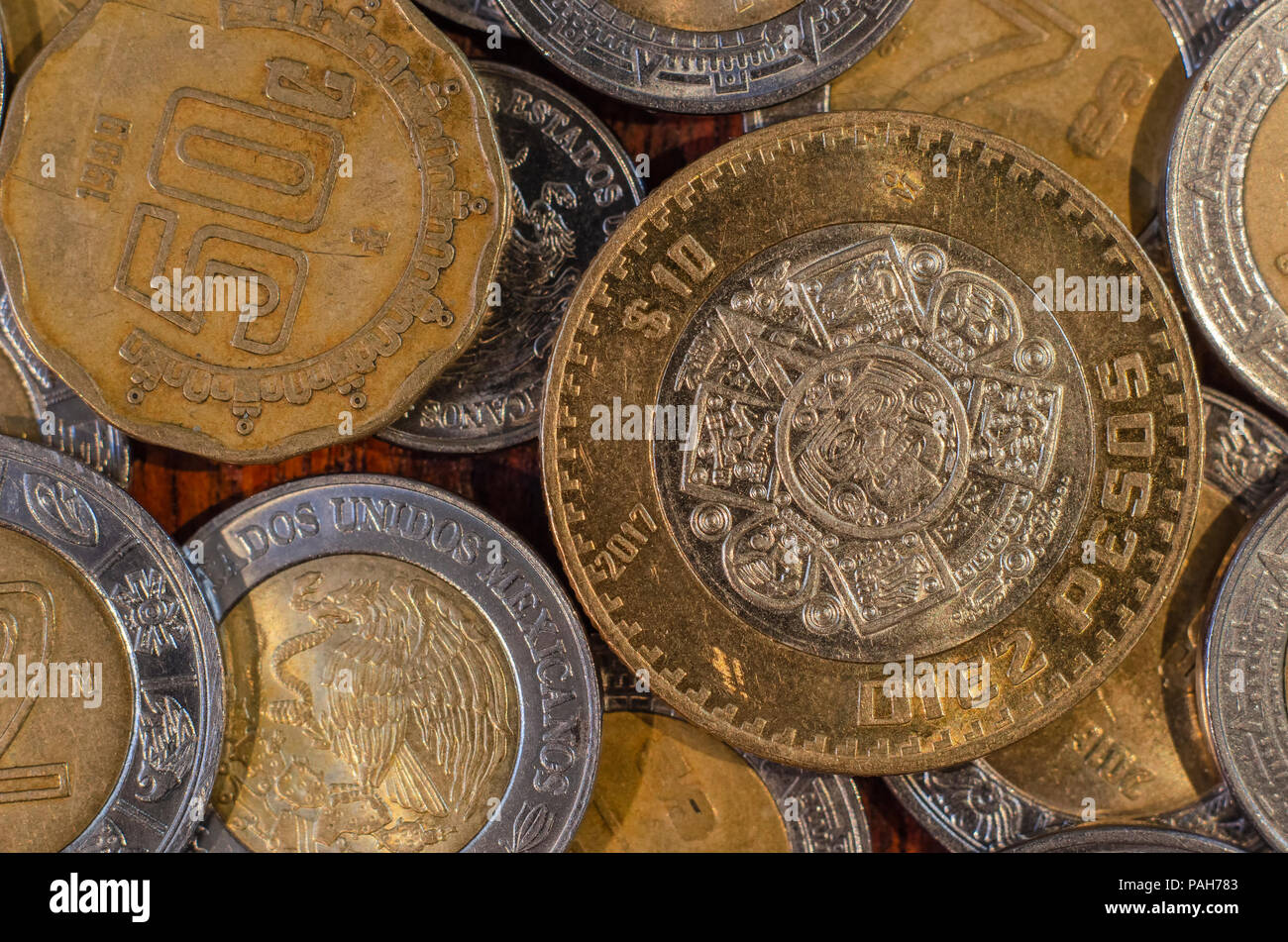 Mexican pesos stack hi-res stock photography and images - Alamy