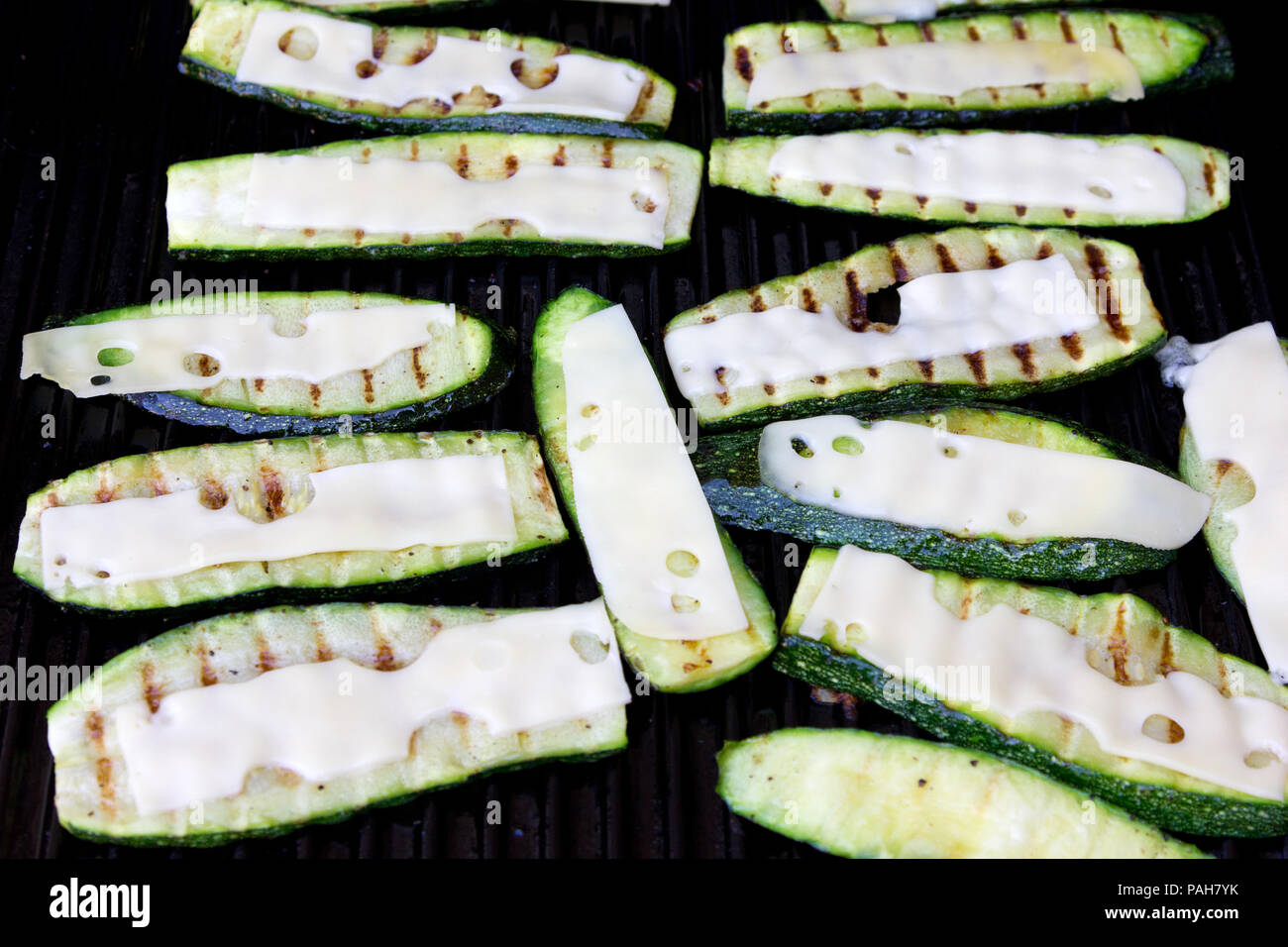 Scorch lines on food hi-res stock photography and images - Alamy