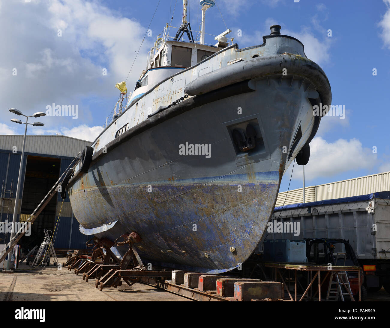 vessel under repair process in dry dock Stock Photo - Alamy