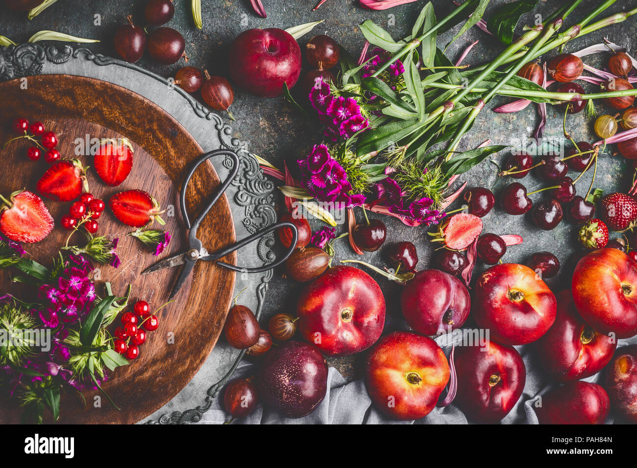 Country still life hi-res stock photography and images - Alamy