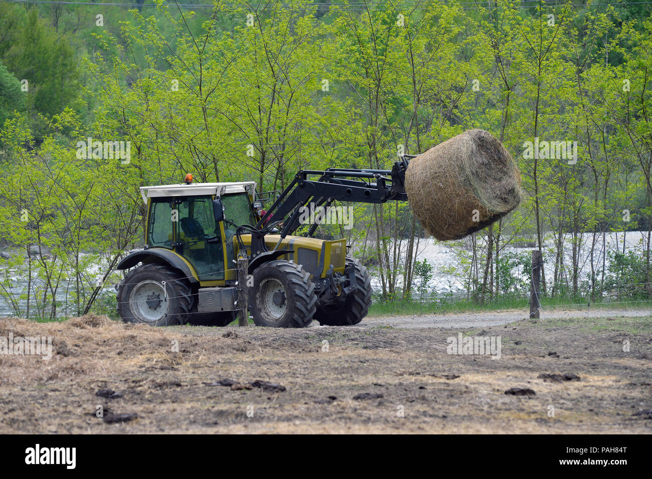 Tractor driven hi-res stock photography and images - Alamy