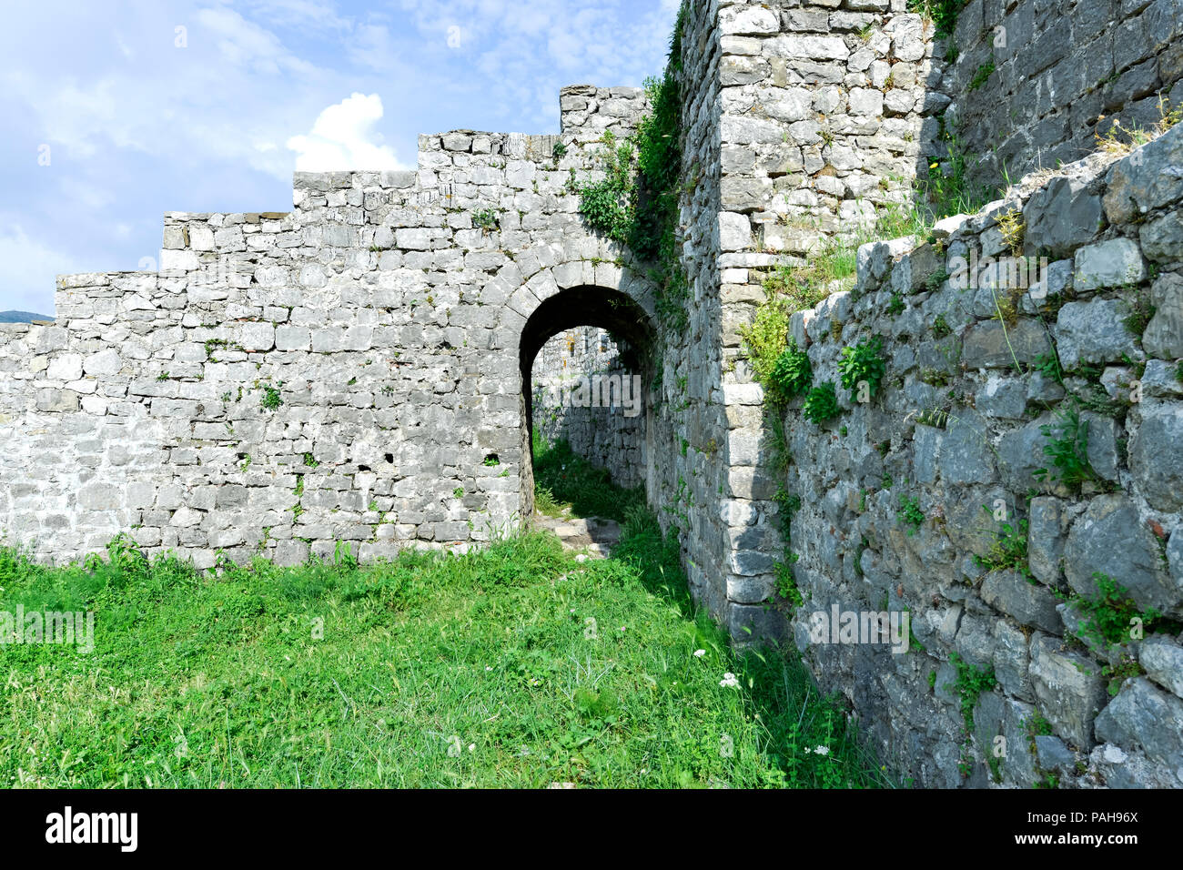 Rozafa Castle, Inner Courtyard, Shkodra, Albania Stock Photo - Alamy