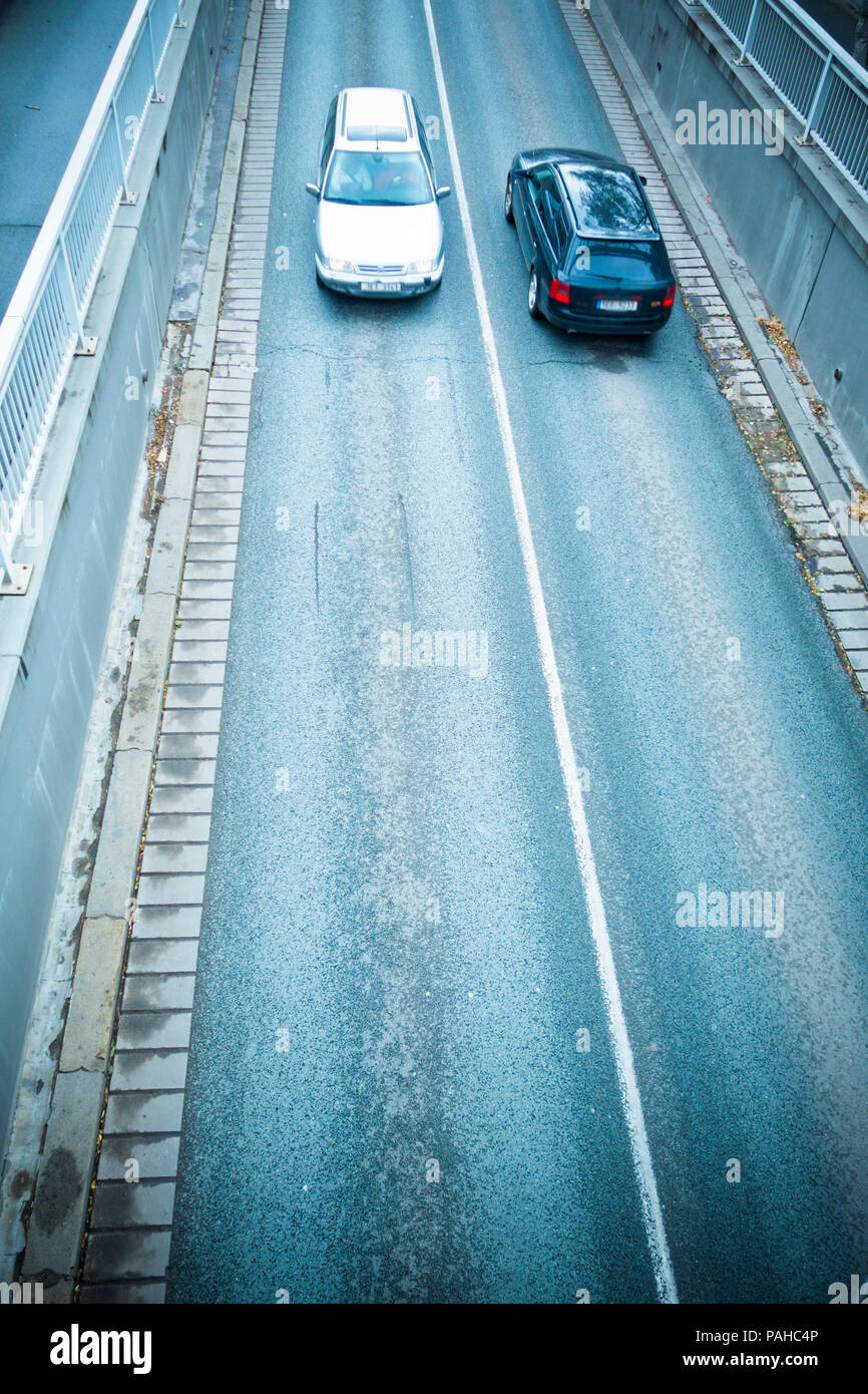 Speed two cars hi-res stock photography and images - Alamy