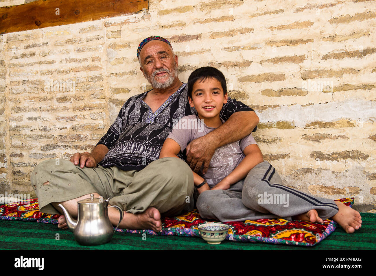 Uzbek father son hi-res stock photography and images - Alamy