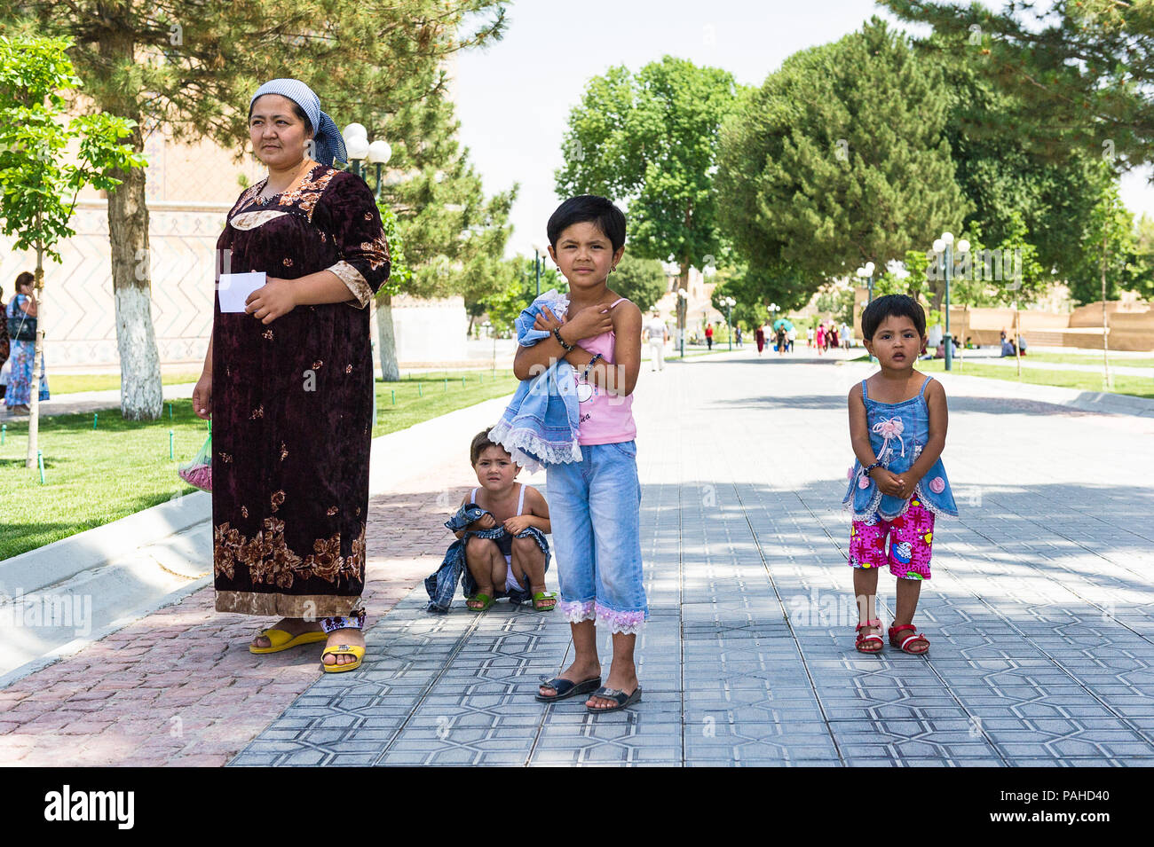 Uzbek children khiva uzbekistan hi-res stock photography and images - Alamy