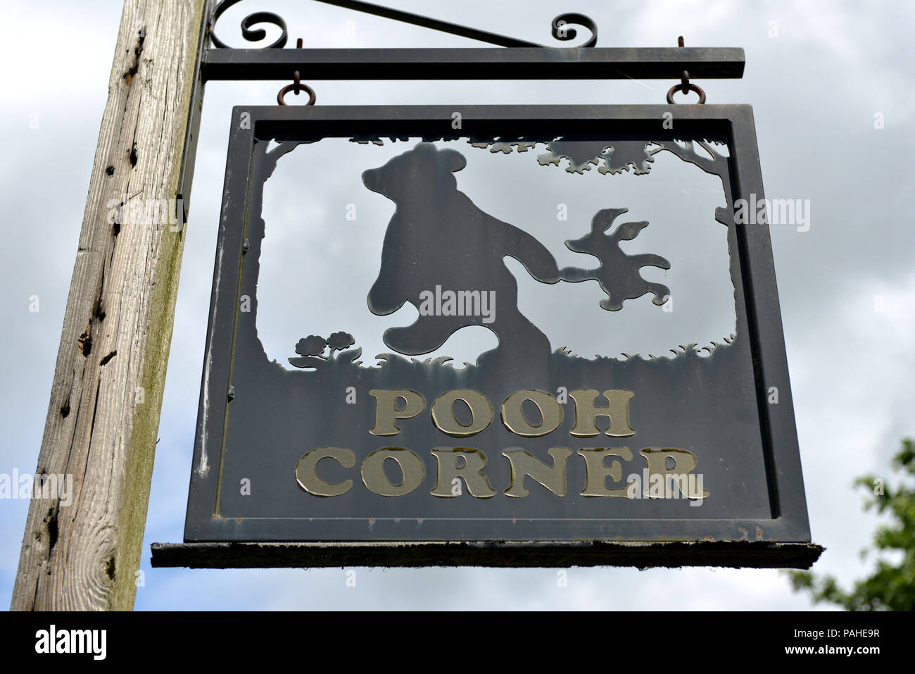 Pooh corner hi-res stock photography and images - Alamy