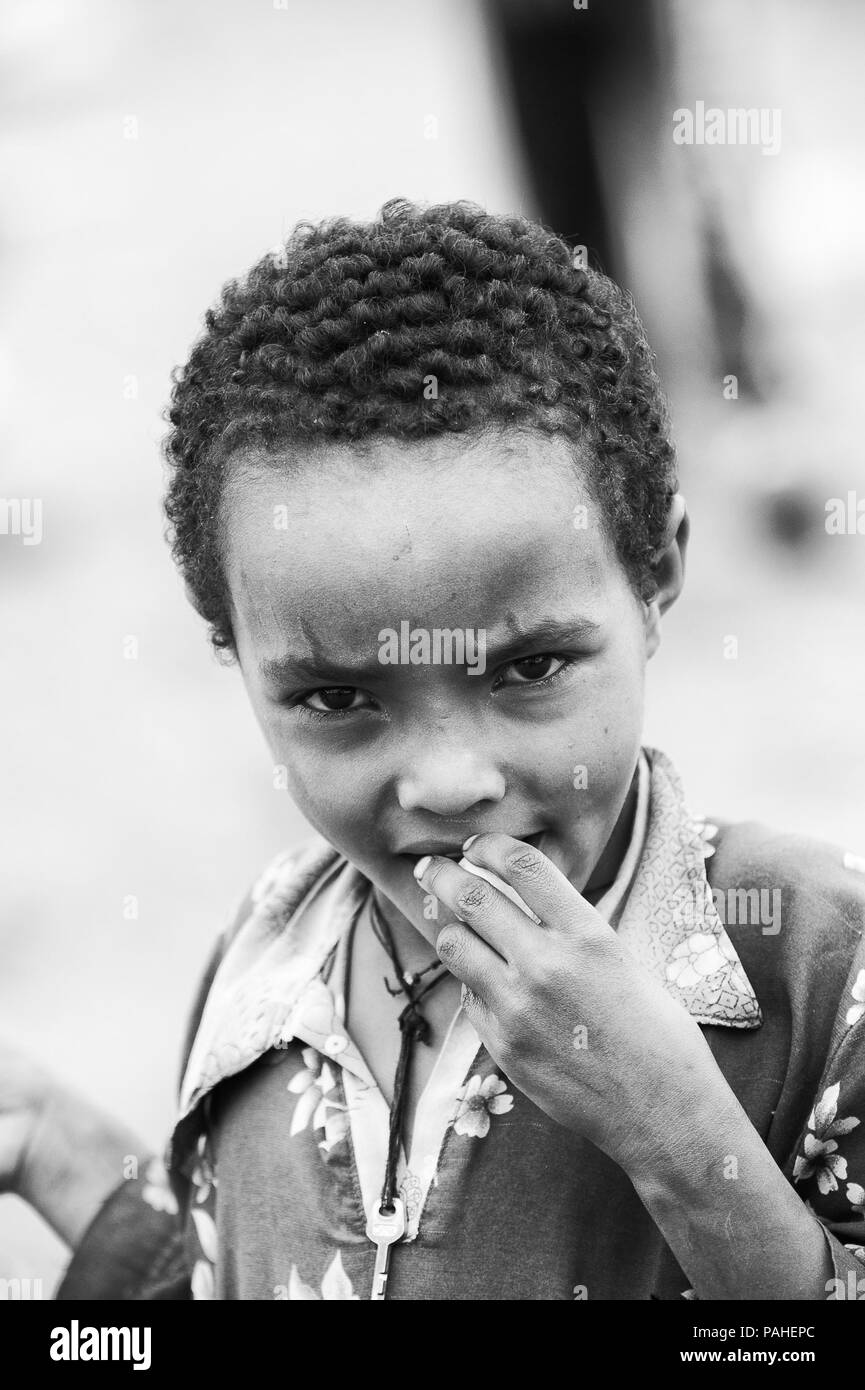 Angola africa tribe tribal Black and White Stock Photos & Images - Alamy