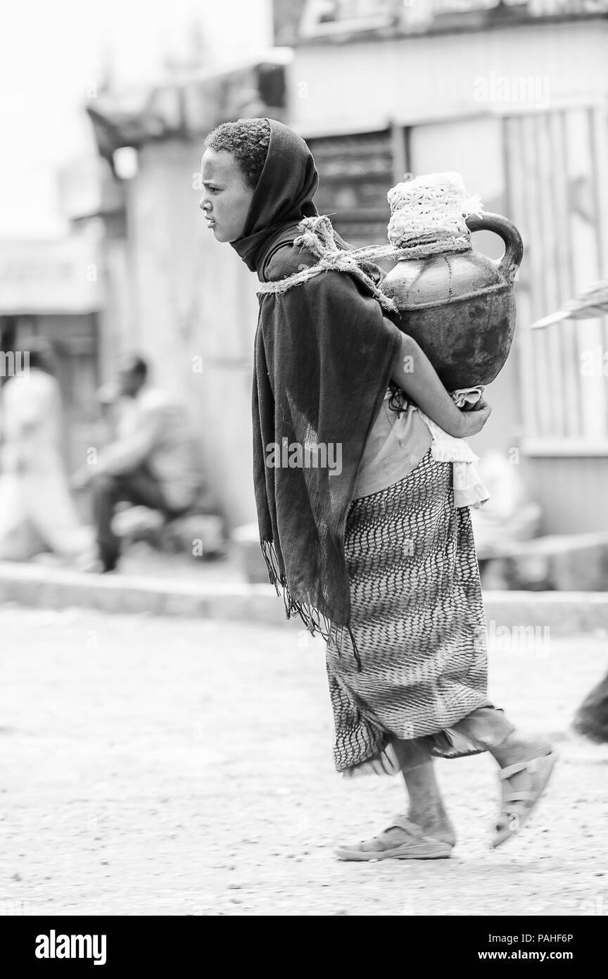 Aboriginal child water hi-res stock photography and images - Alamy