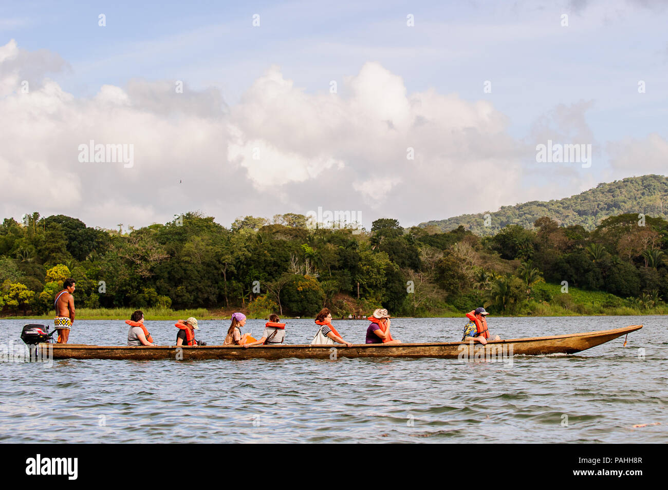 Panama river embera village hi-res stock photography and images - Alamy