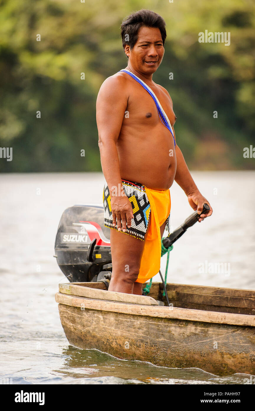 Embera tribe in river hi-res stock photography and images - Alamy