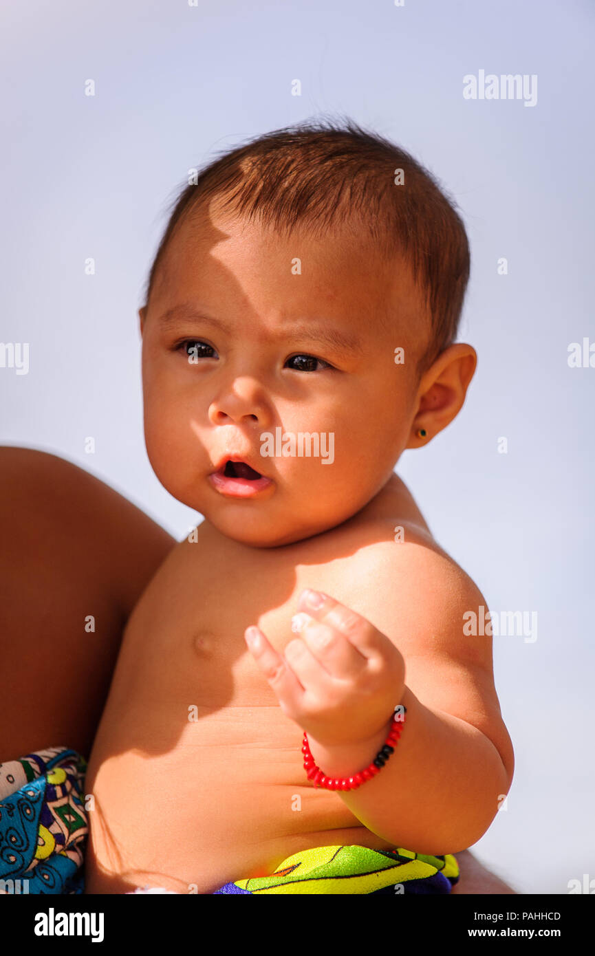 Embera boy hi-res stock photography and images - Alamy