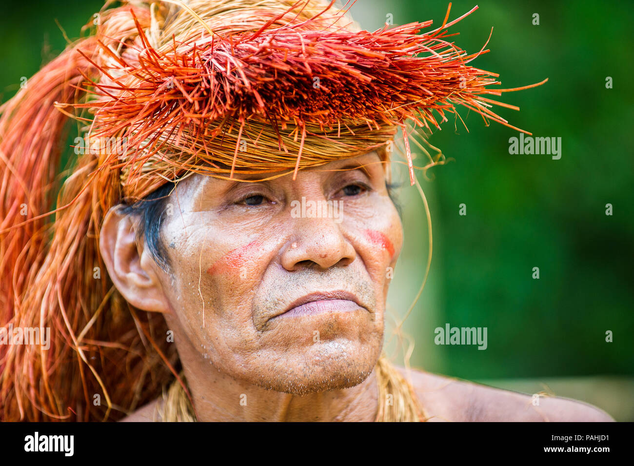 AMAZONIA, PERU - NOV 10, 2010: Unidentified Amazonian indigenous man ...