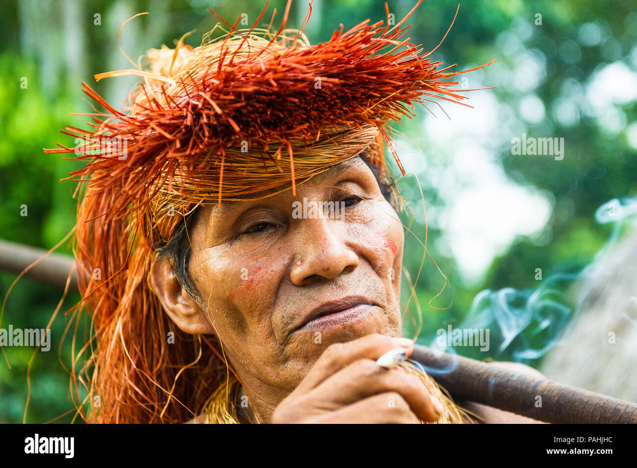 AMAZONIA, PERU - NOV 10, 2010: Unidentified Amazonian indigenous man ...