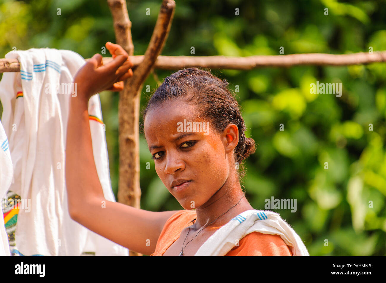 OMO, ETHIOPIA - SEPTEMBER 20, 2011: Unidentified Ethiopian beautiful ...