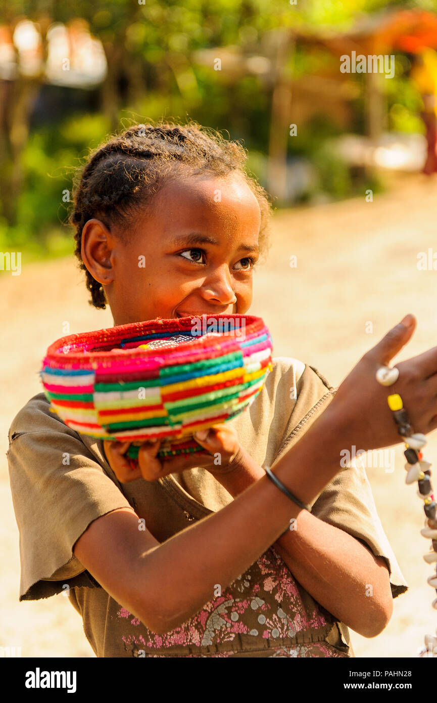 OMO, ETHIOPIA - SEPTEMBER 20, 2011: Unidentified Ethiopian beautiful ...