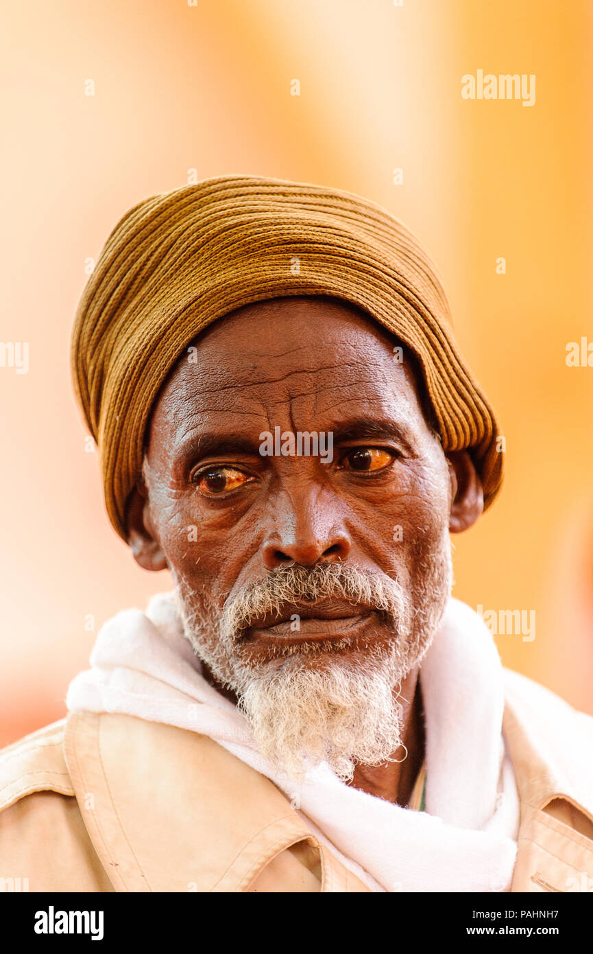 Ina poverty hi-res stock photography and images - Alamy