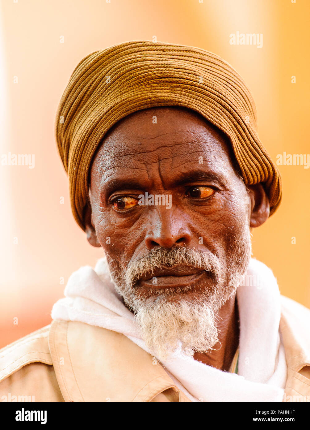 Ina poverty hi-res stock photography and images - Alamy