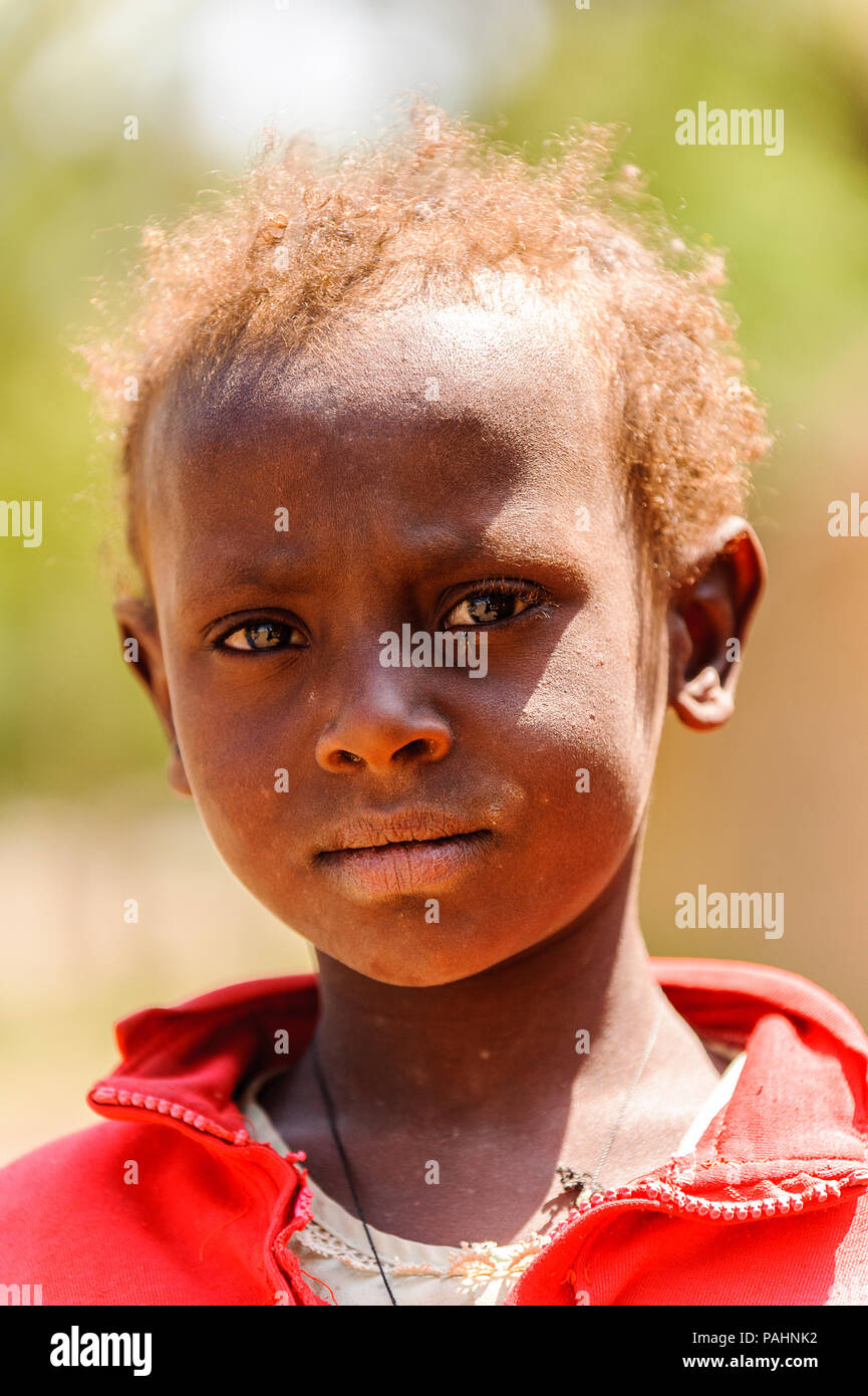 AKSUM, ETHIOPIA - SEP 24, 2011: Unidentified Ethiopian beautiful girl ...