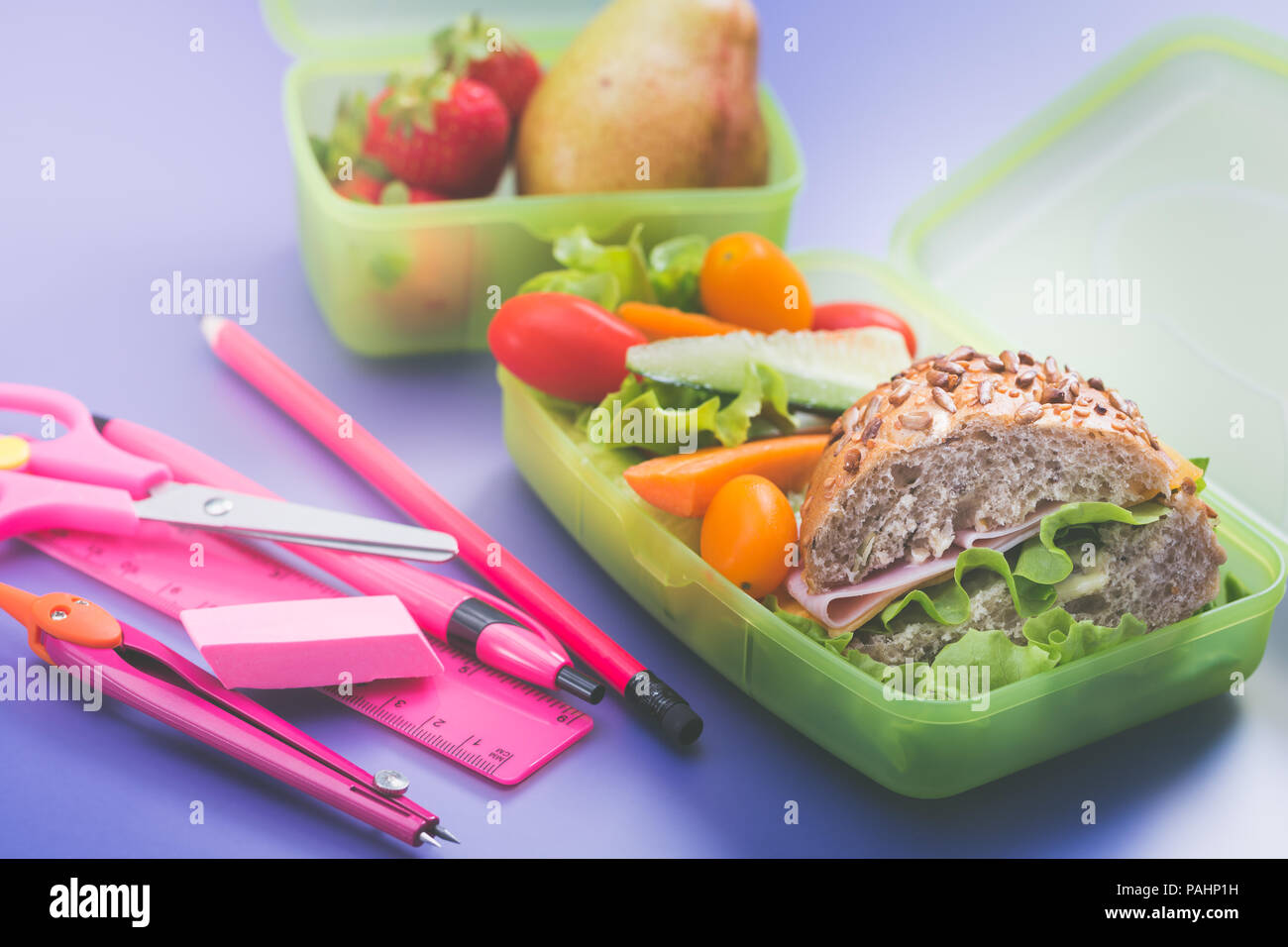 Lunch boxes with fresh breakfast. Breakfast school time concept Stock ...