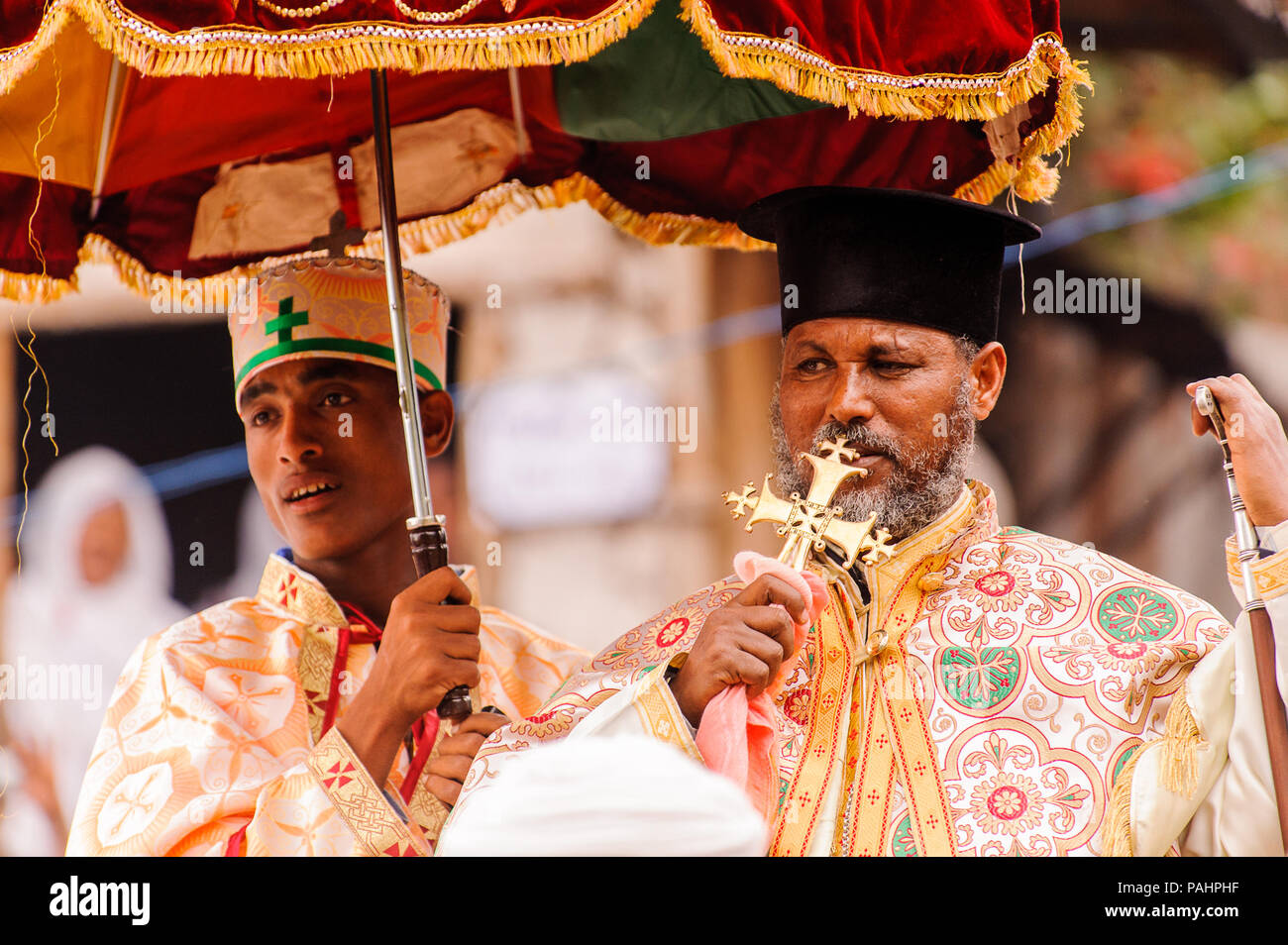 LALIBELA, ETHIOPIA - SEP 27, 2011: Unidentified Ethiopian priest holds ...