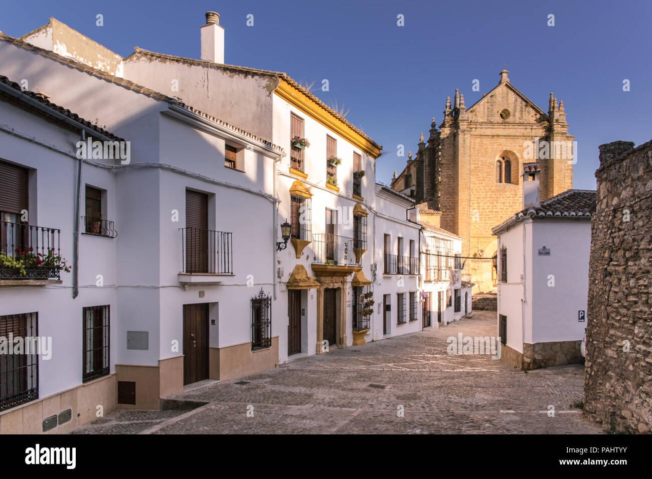 White houses of ronda hi-res stock photography and images - Alamy
