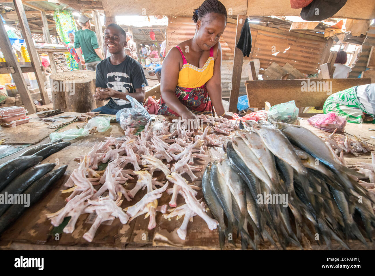 Liberia fish market hi-res stock photography and images - Alamy