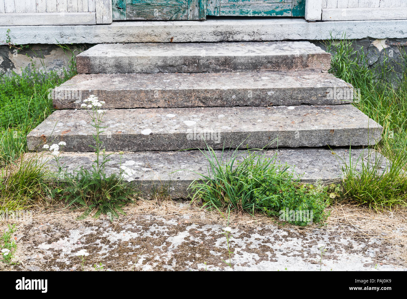 Weathered stone steps hi-res stock photography and images - Alamy