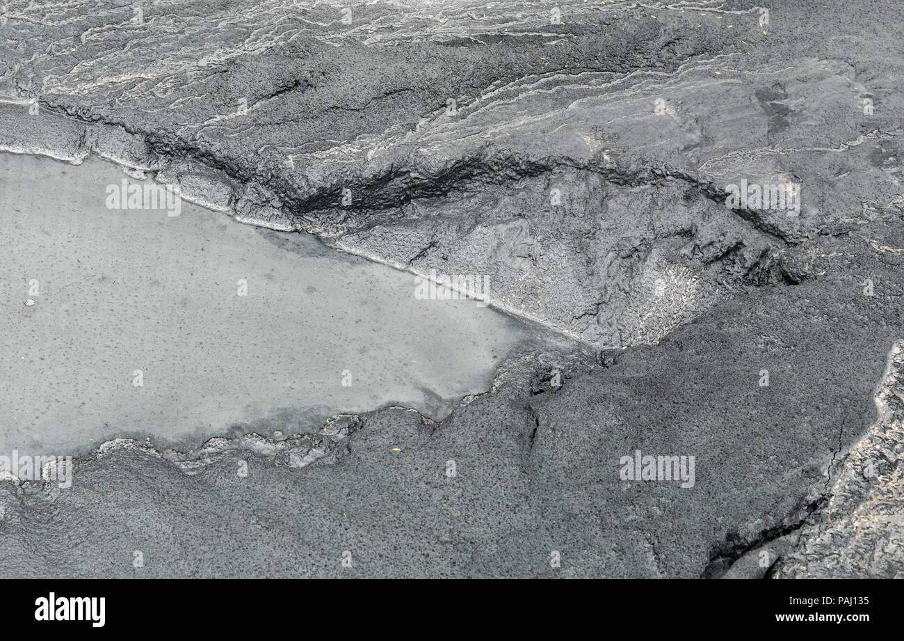 fly ash pattern during the raining and water flow Stock Photo - Alamy