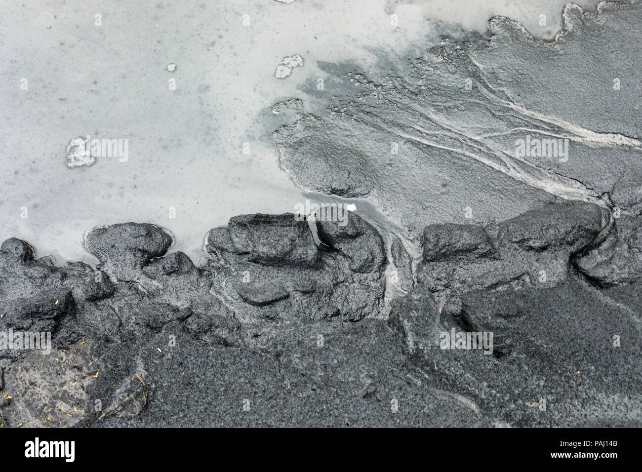 fly ash pattern during the raining and water flow Stock Photo - Alamy