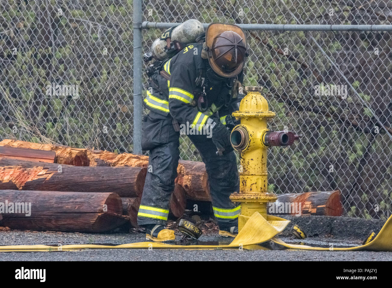 Firefighters fighting fires in California Stock Photo - Alamy