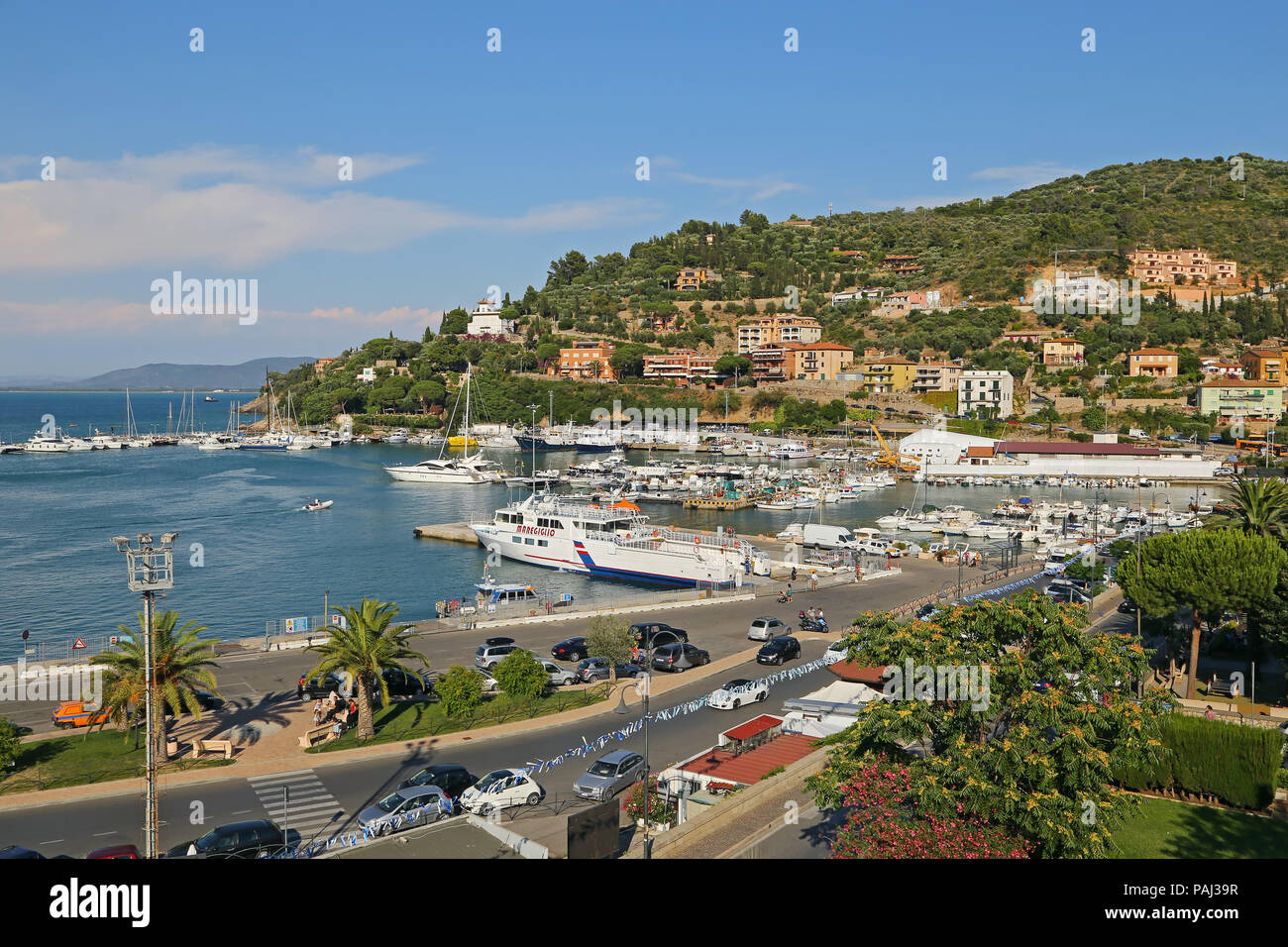 Giglio porto, italy hi-res stock photography and images - Alamy