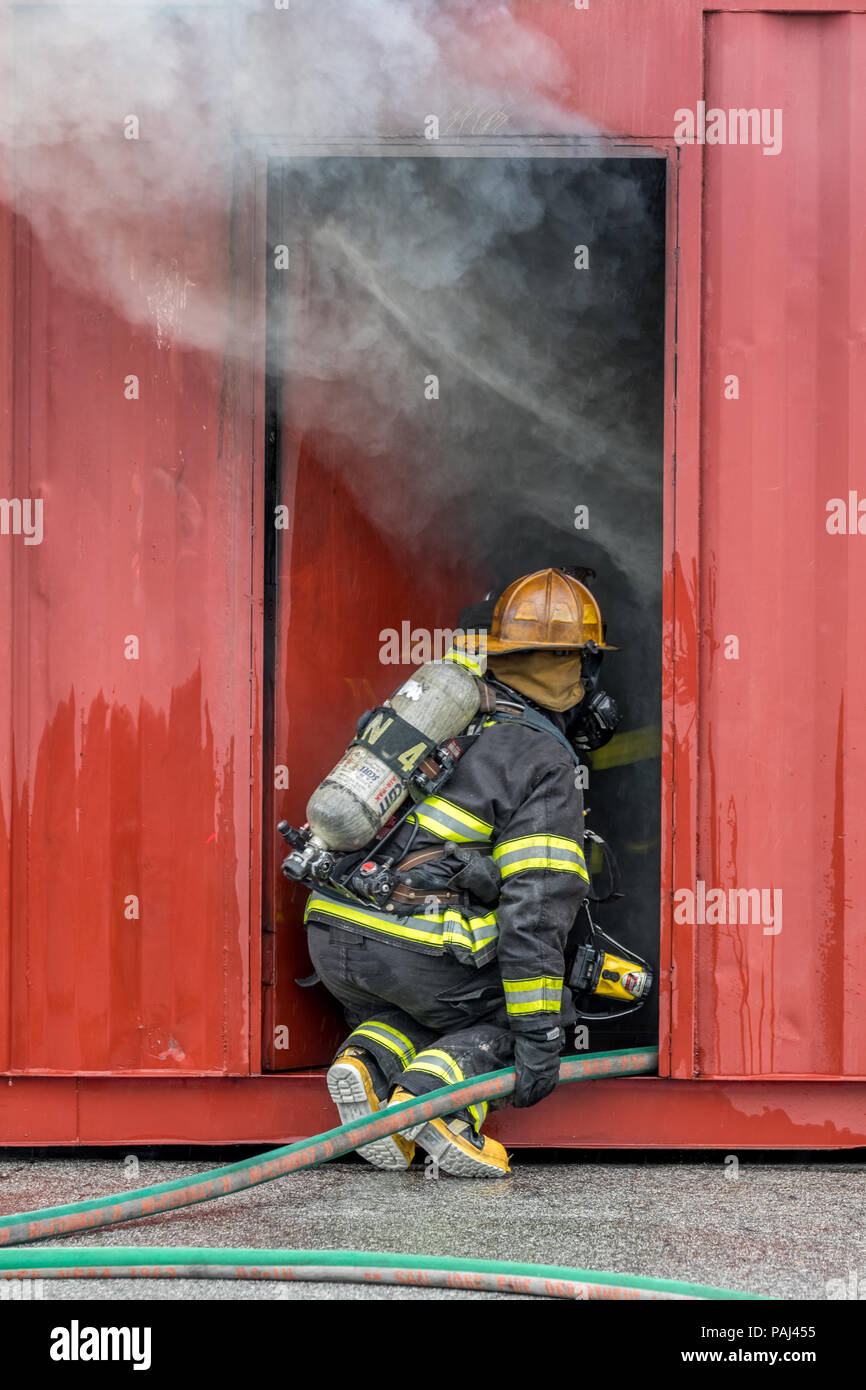 Firefighters fighting fires in California Stock Photo - Alamy