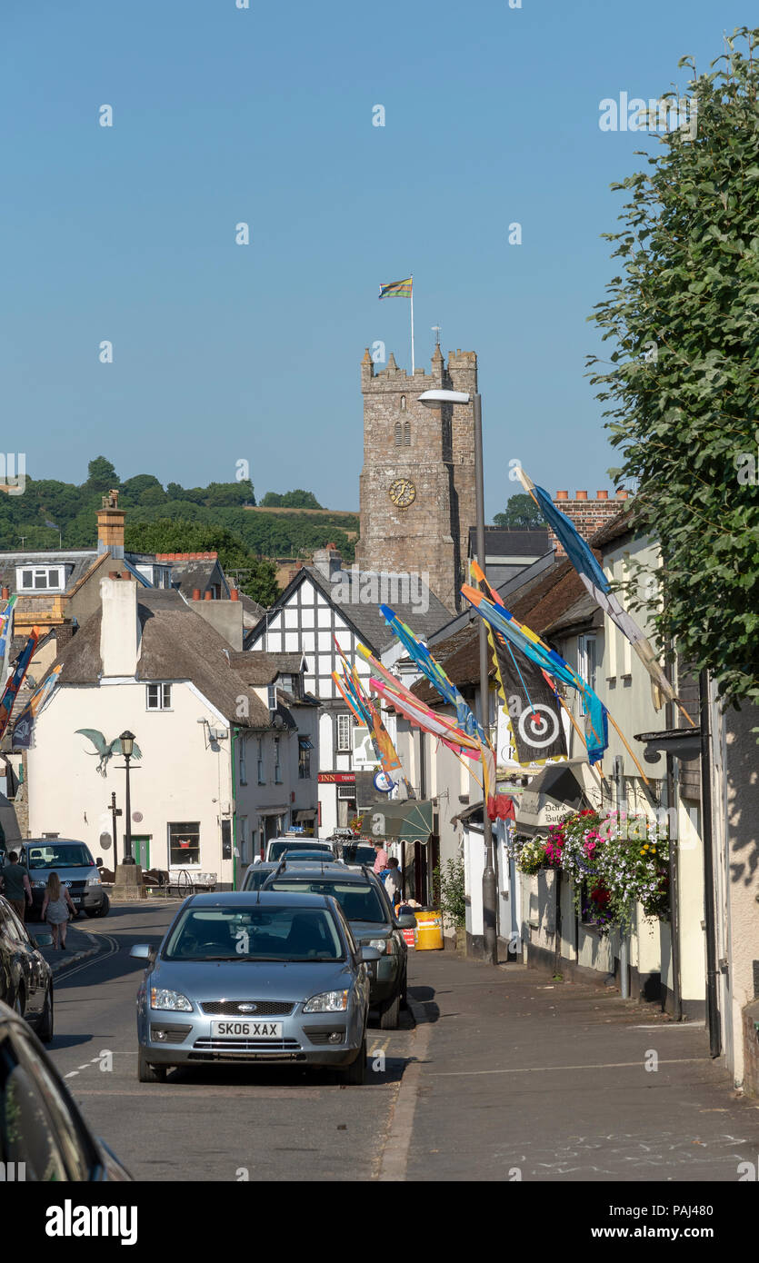 Moretonhampstead devon england uk hi-res stock photography and images ...