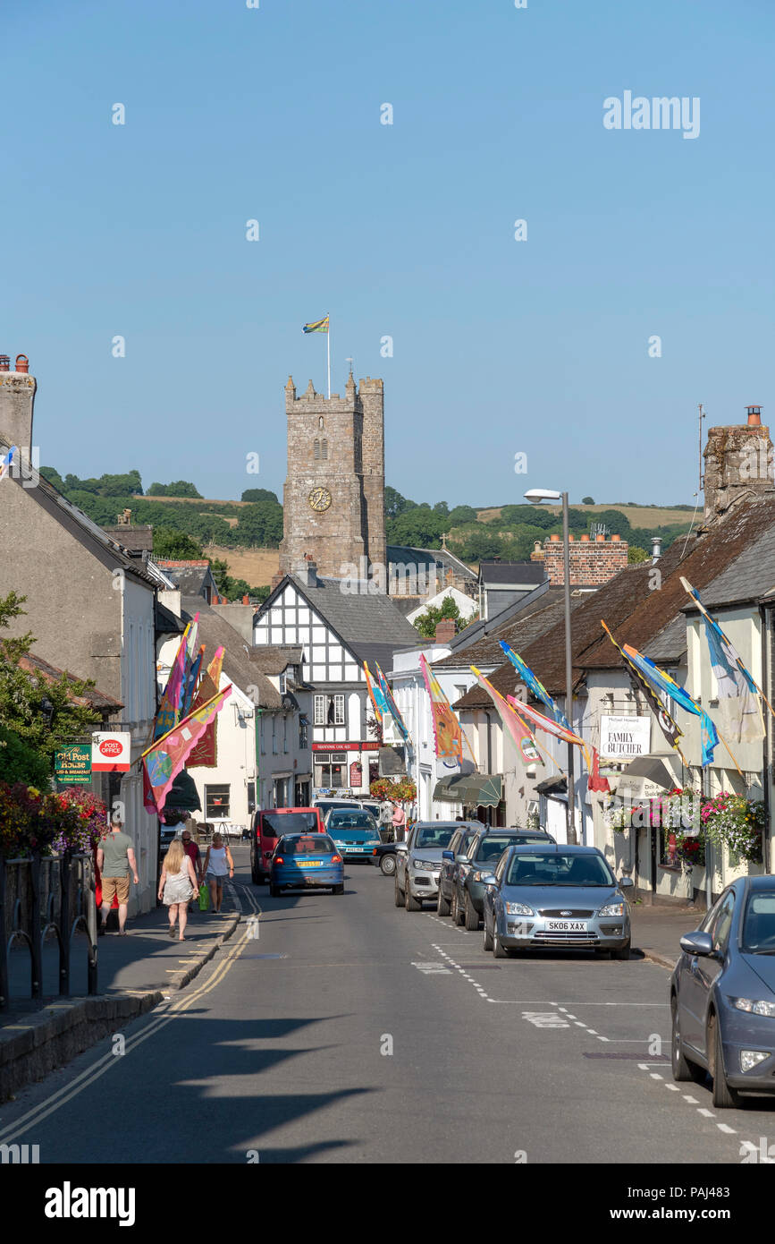 Moretonhampstead street hi-res stock photography and images - Alamy