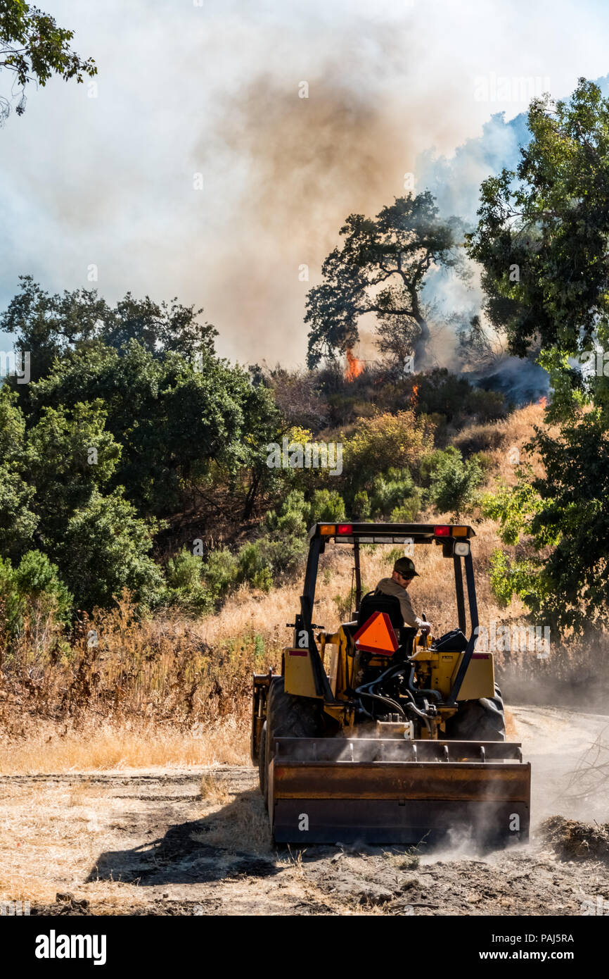 Fighting fires hi-res stock photography and images - Alamy