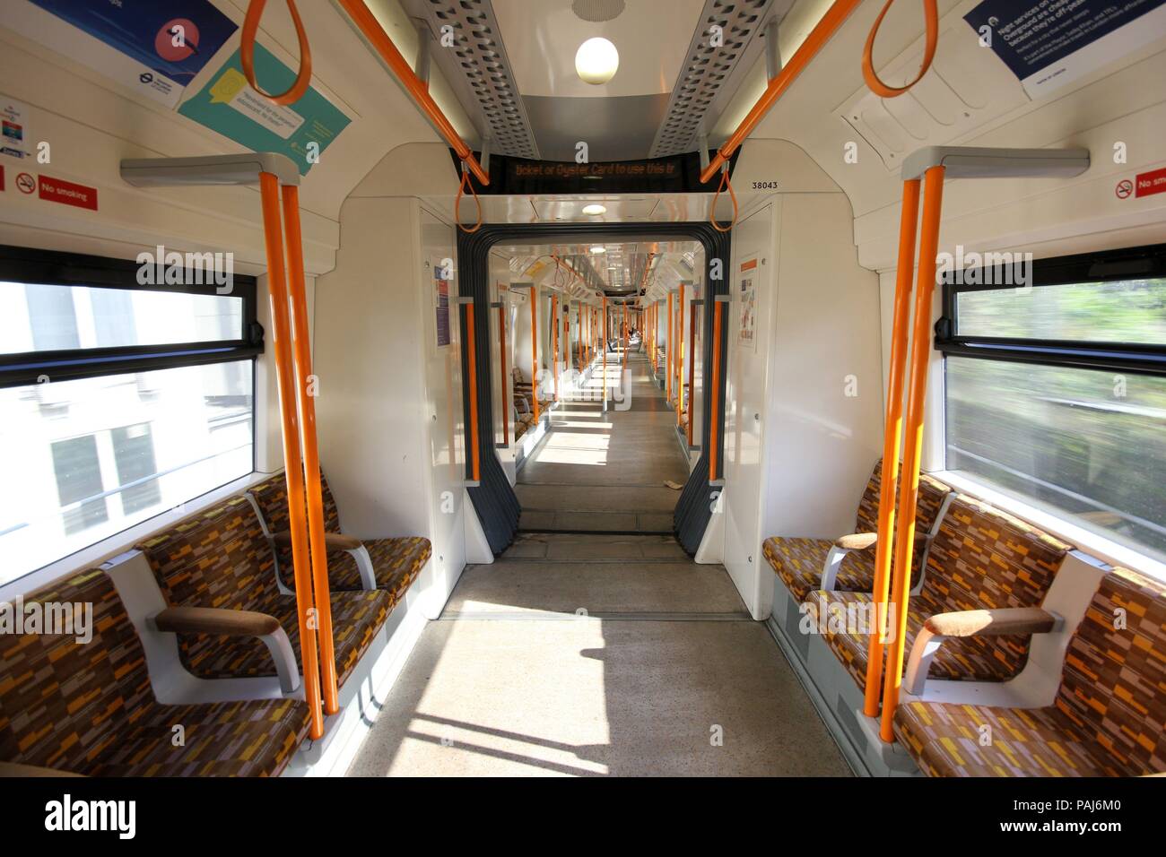 Empty london underground carriage hi-res stock photography and images ...
