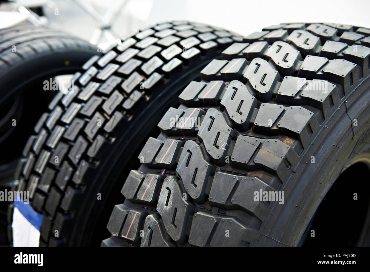 Car tire tread hi-res stock photography and images - Alamy