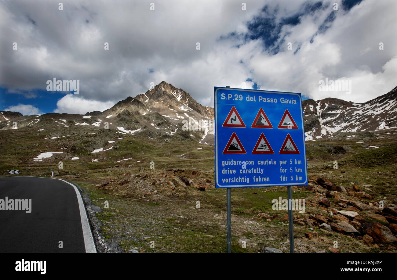 Gavia Pass (Italian: Passo di Gavia) (el. 2621 m.) is a high mountain ...