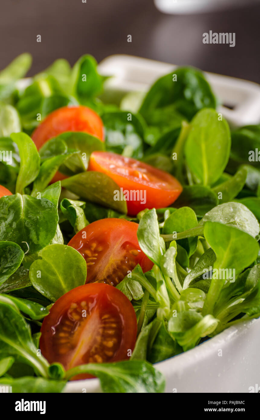 Lamb lettuce hi-res stock photography and images - Alamy