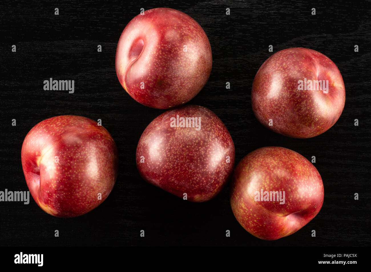 Black ruby plum hi-res stock photography and images - Alamy