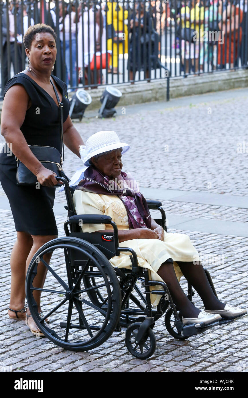 Windrush 1948 tilbury docks hi-res stock photography and images - Alamy