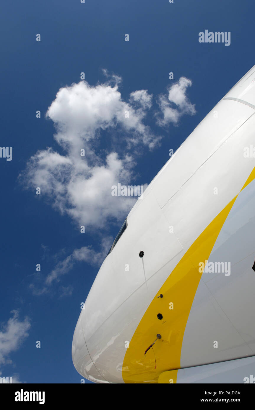 nose of the Jet Airways Boeing 777-300ER at the Paris AirShow 2007 ...