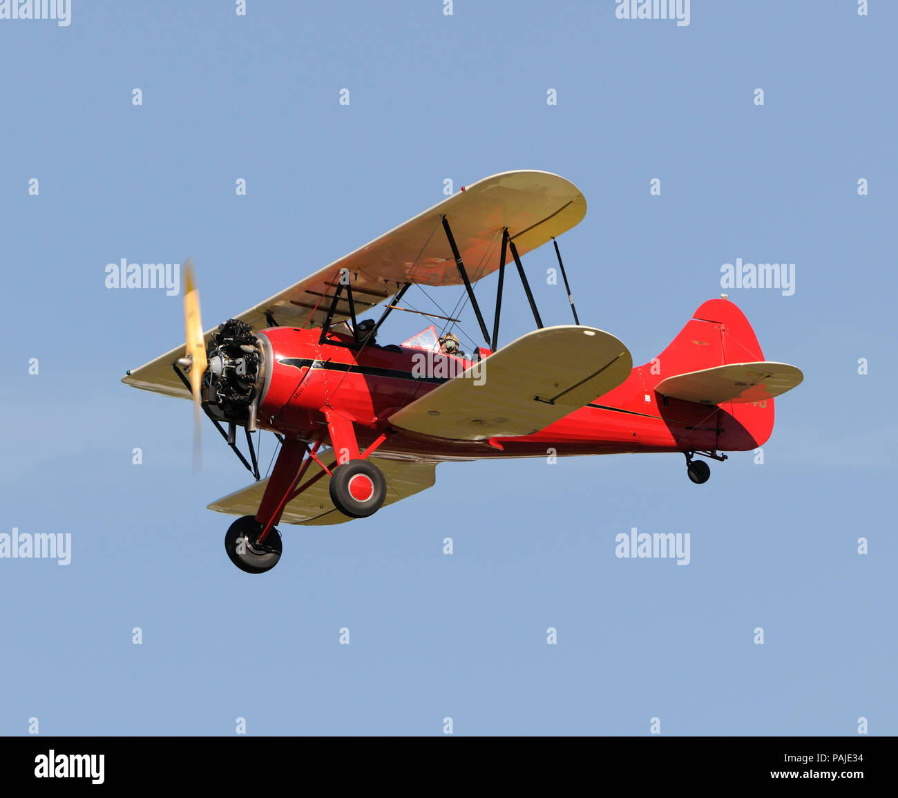 Waco upf 7 waco upf 7 in flight hi-res stock photography and images - Alamy