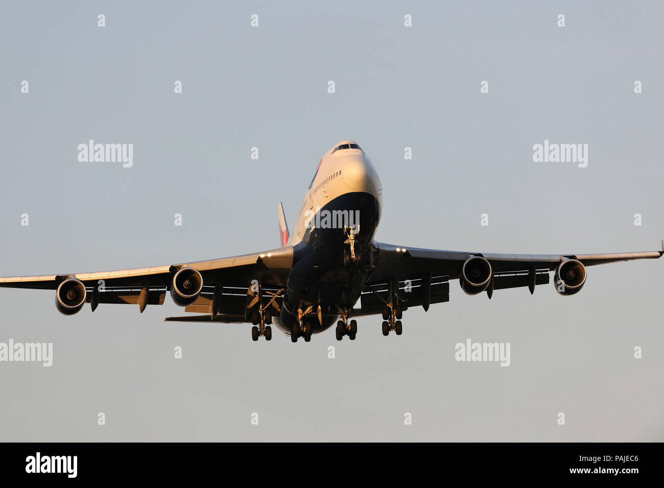 British Airways Boeing 747-400 on final-approach to Heathrow Stock ...