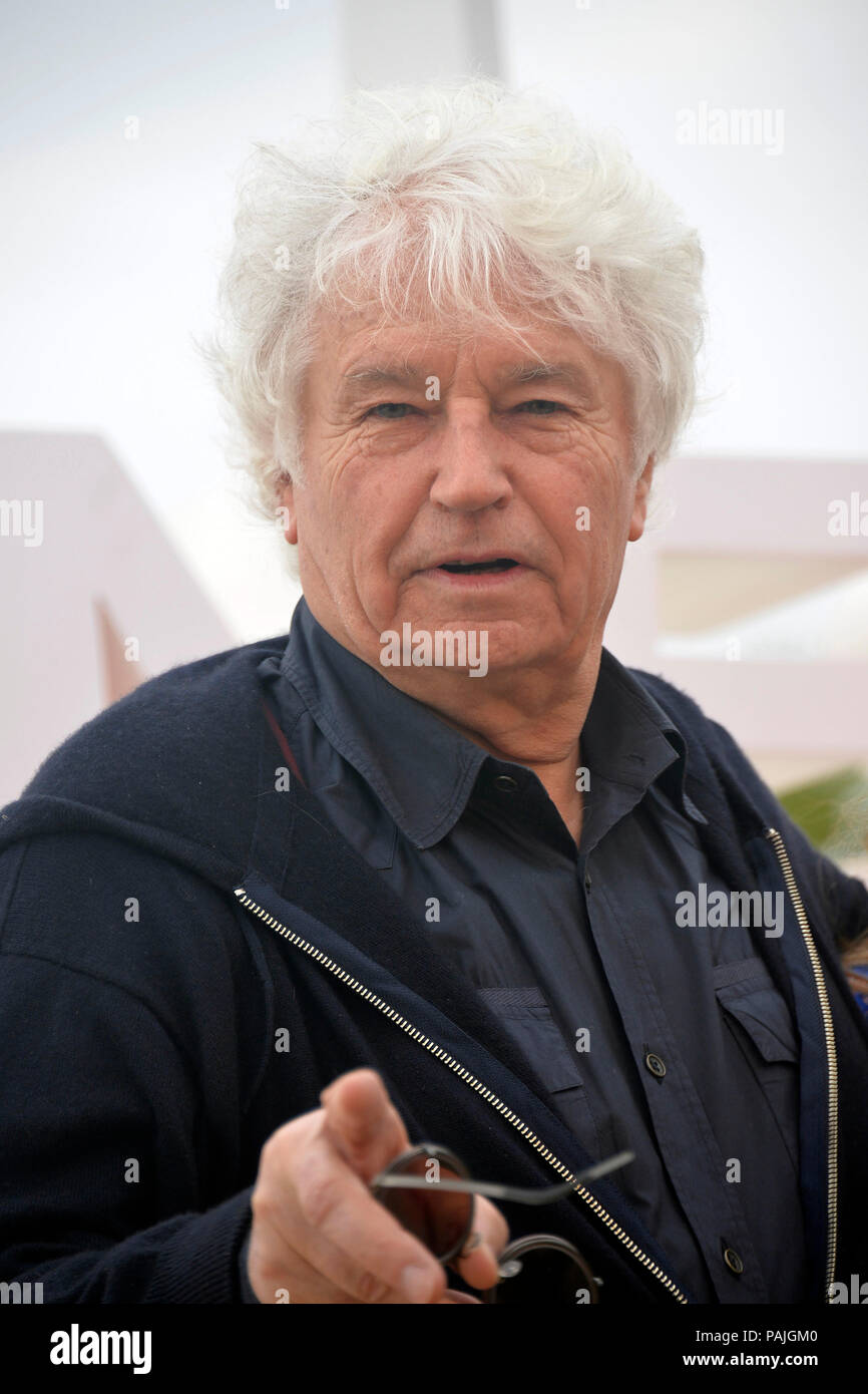 Jean jacques annaud portrait hi-res stock photography and images - Alamy